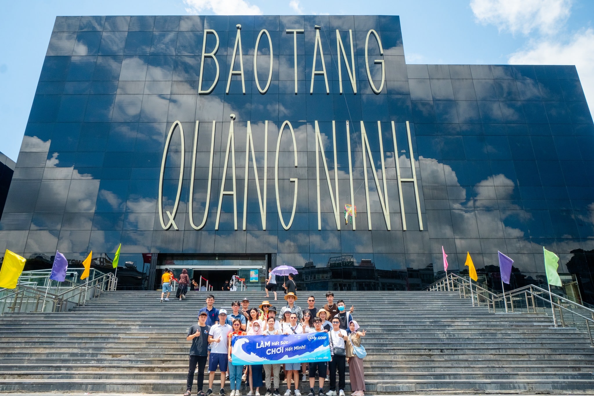 WELLY CORP TEAM BUILDING “Tuổi trẻ là mình cùng nhau khoác vai đi từ ...